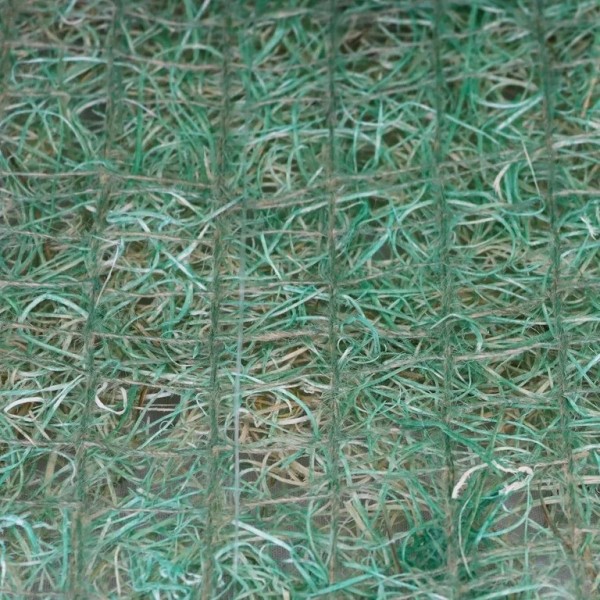 100% Biodegradable American Excelsior Curlex Edging Roll | Farm Plastic ...