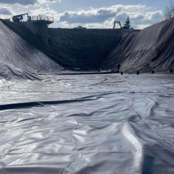 HYDRAFLEX™ 40 mil Heavy Duty Pond & Containment Liner - 100' Welded ...